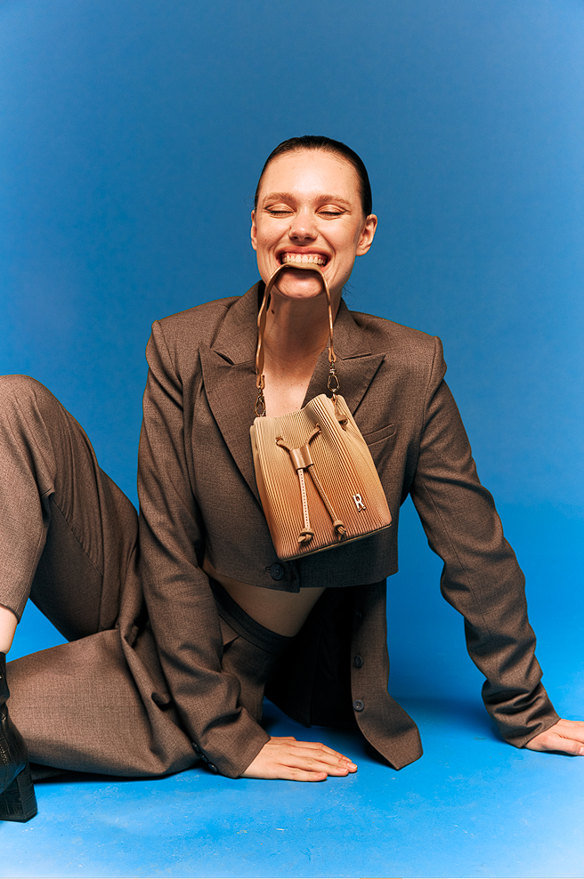 Bucket Mini Fading tan – repleatbag